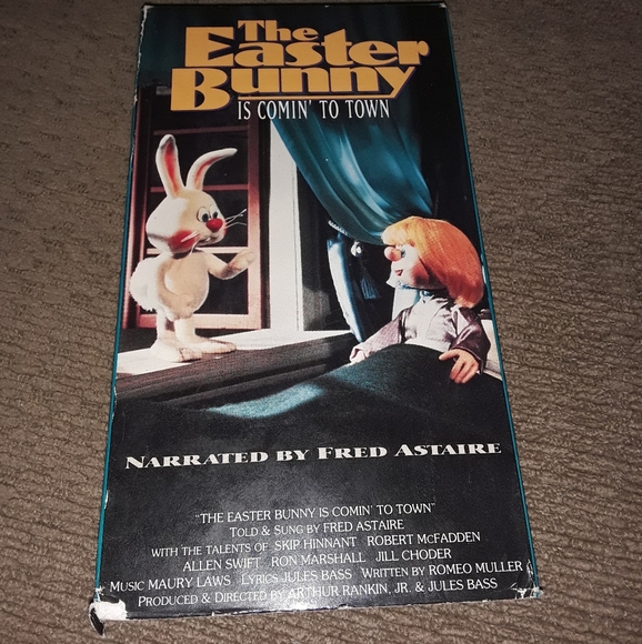 Warner Home Videos | Media | The Easter Bunny Is Coming To Town Vhs ...